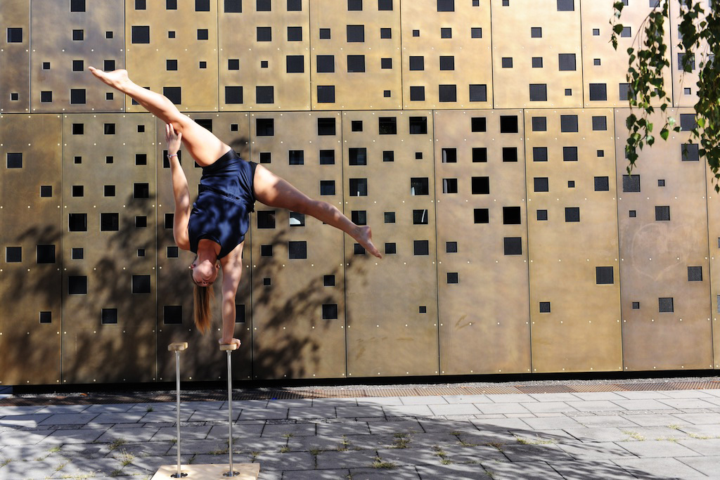 Handstand-Akrobatik | Stella - Showpaket